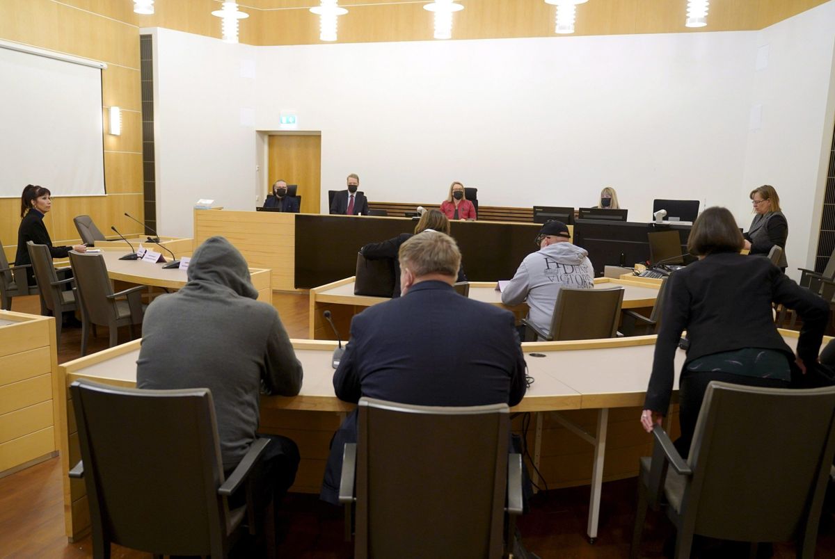 Nästan åtta års Fängelse För Sexuella övergrepp På Barn Flera