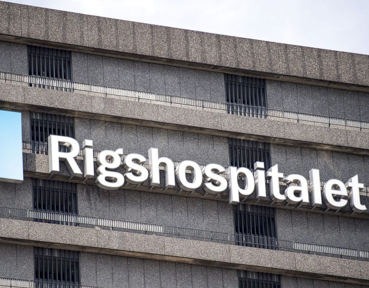 70-årig reddet ud under brand: Døde på hospitalet om natten • Newsbreak.dk 70-årig reddet ud under brand: Døde på hospitalet om natten • Newsbreak.dk