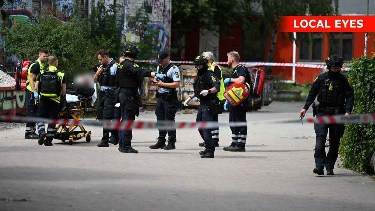 Voldsomt overfald: Mand på båre • Newsbreak.dk Voldsomt overfald: Mand på båre • Newsbreak.dk