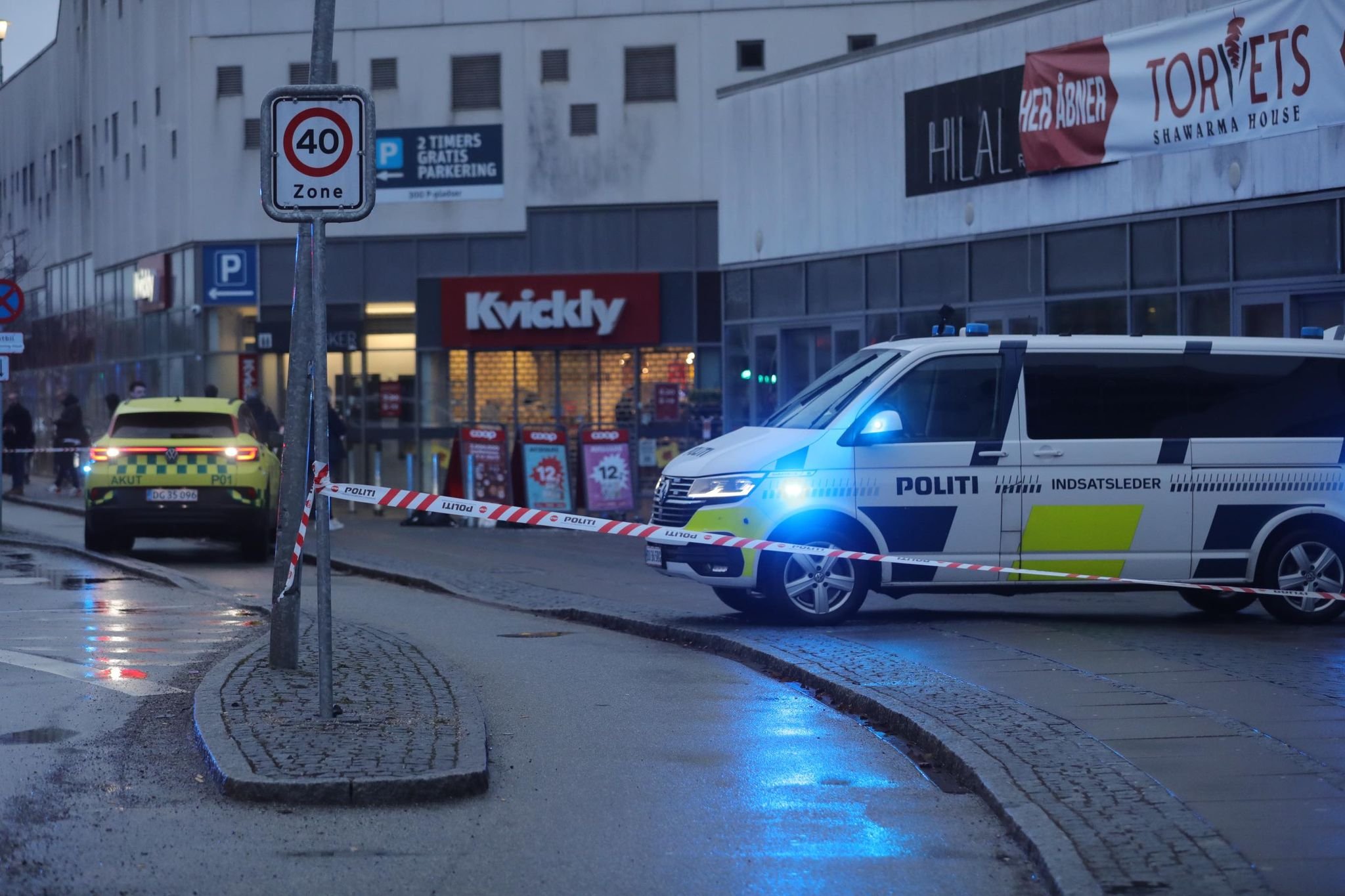 Er på gaden efter knivoverfald: Skal skabe tryghed og komme rygter til ...