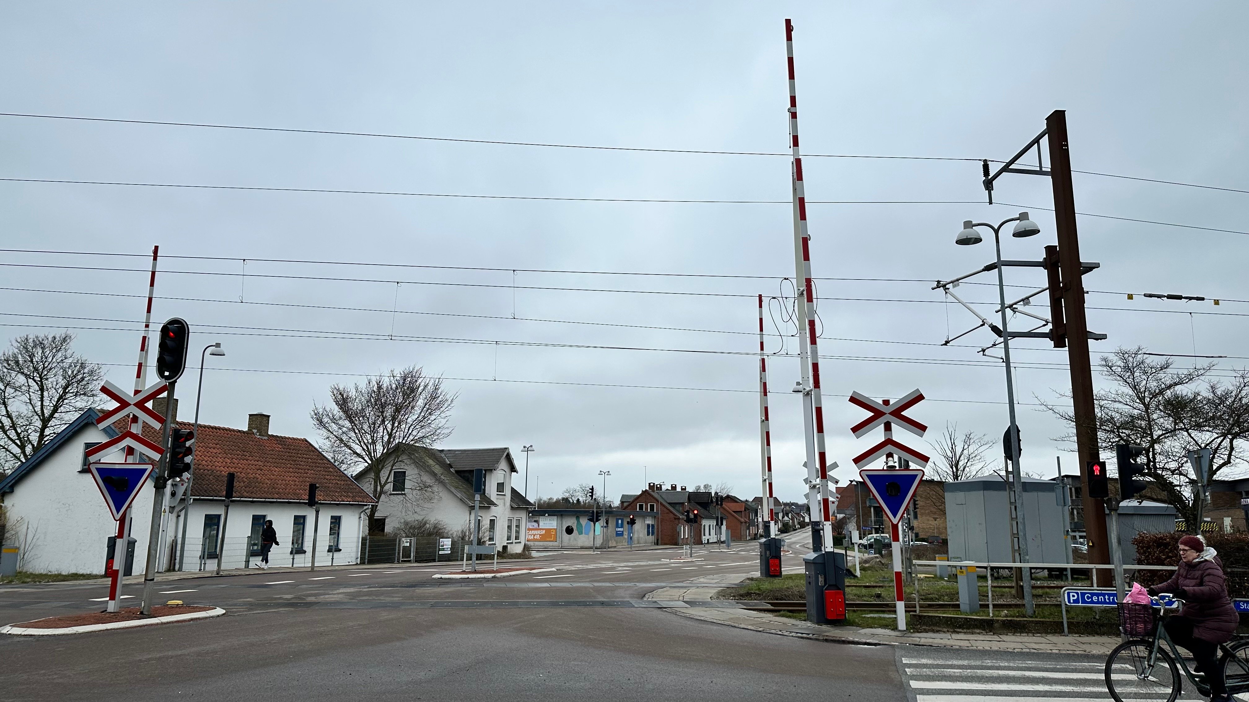 Nu kan du hjælpe kommunen med fejl på jernbanebommen – Sjællandske Nyheder