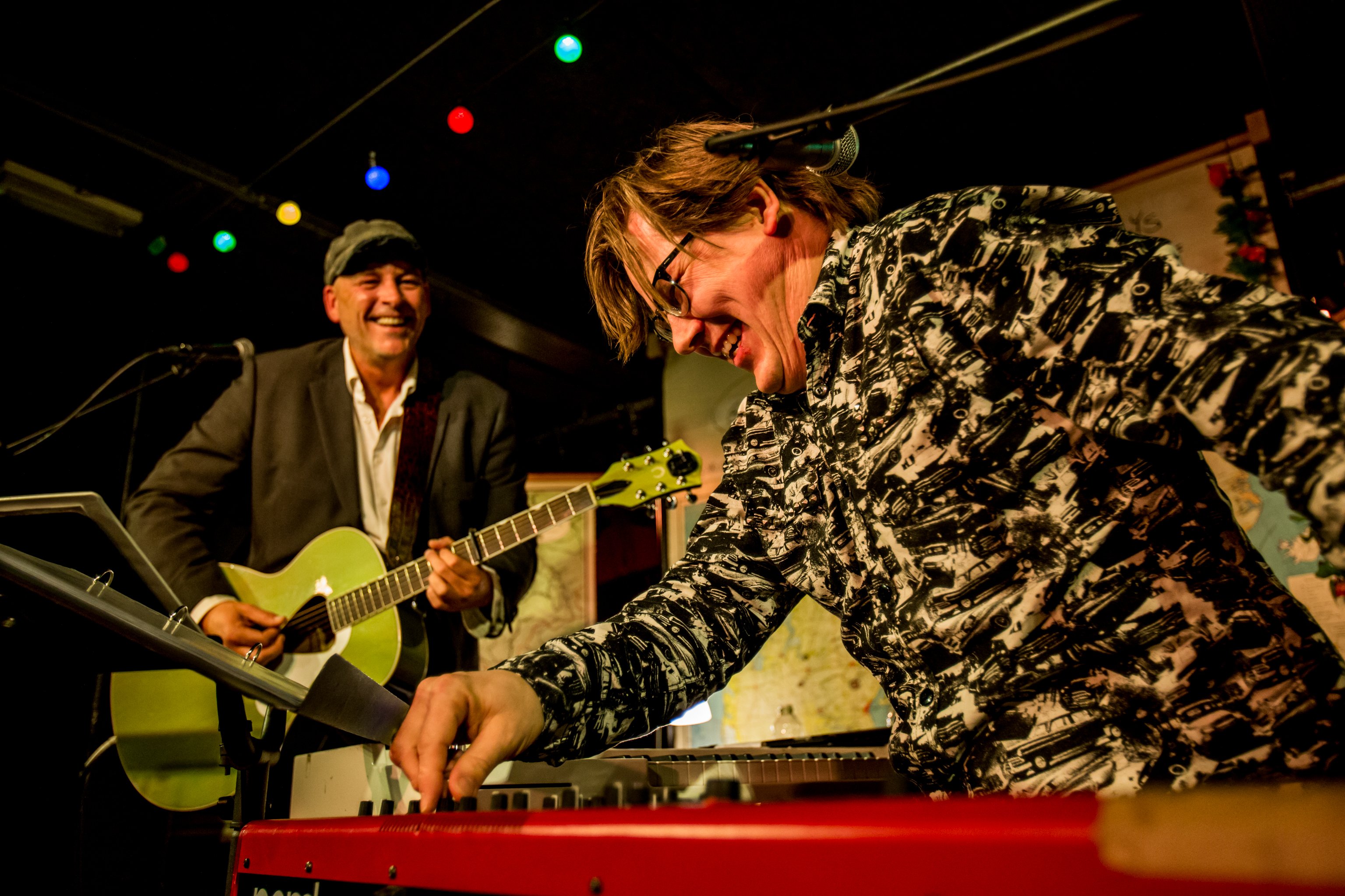 Intimkoncert i frisørsalonen – Sjællandske Nyheder