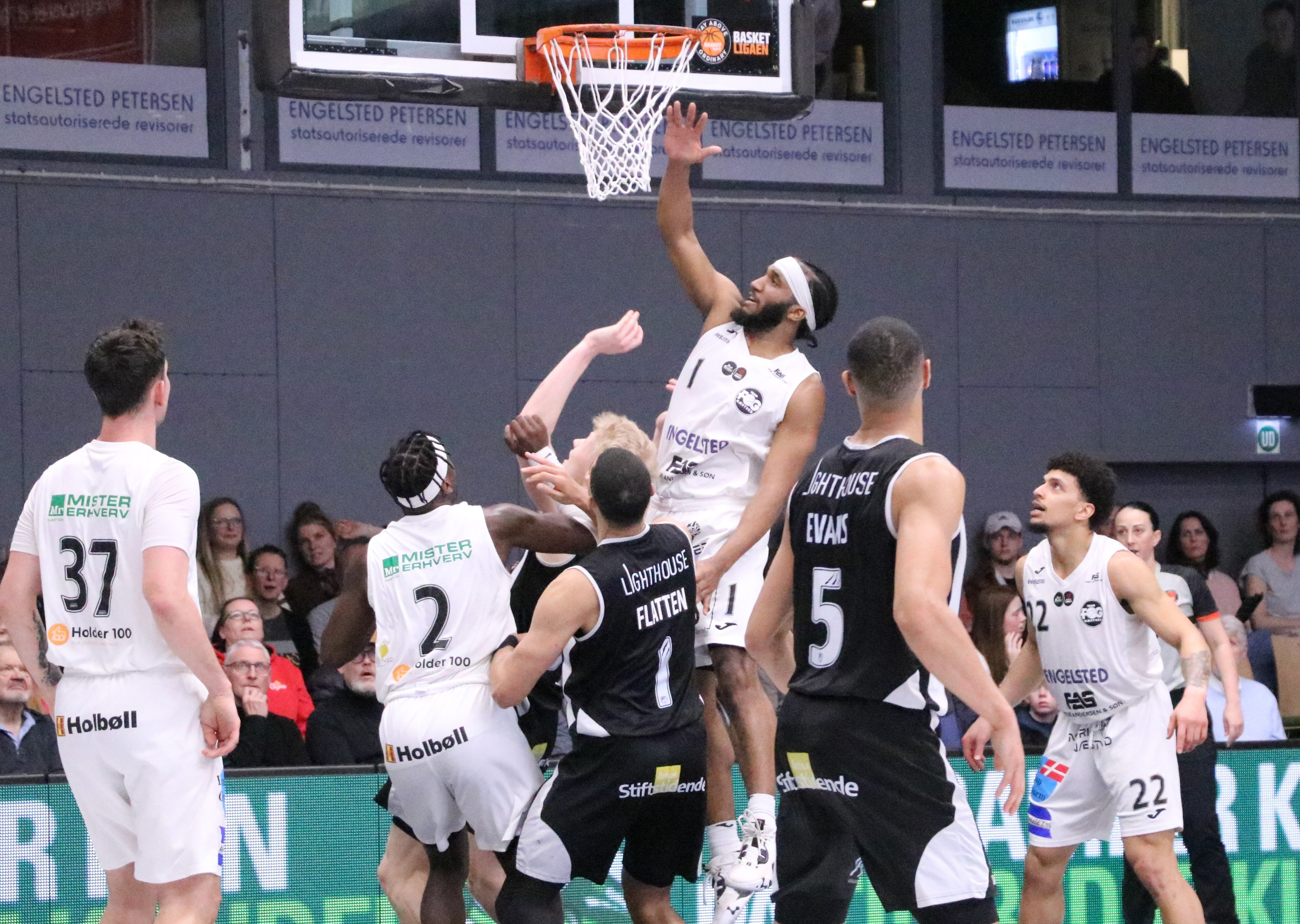 Sidste ude-hurdle i slutspil – Sjællandske Nyheder