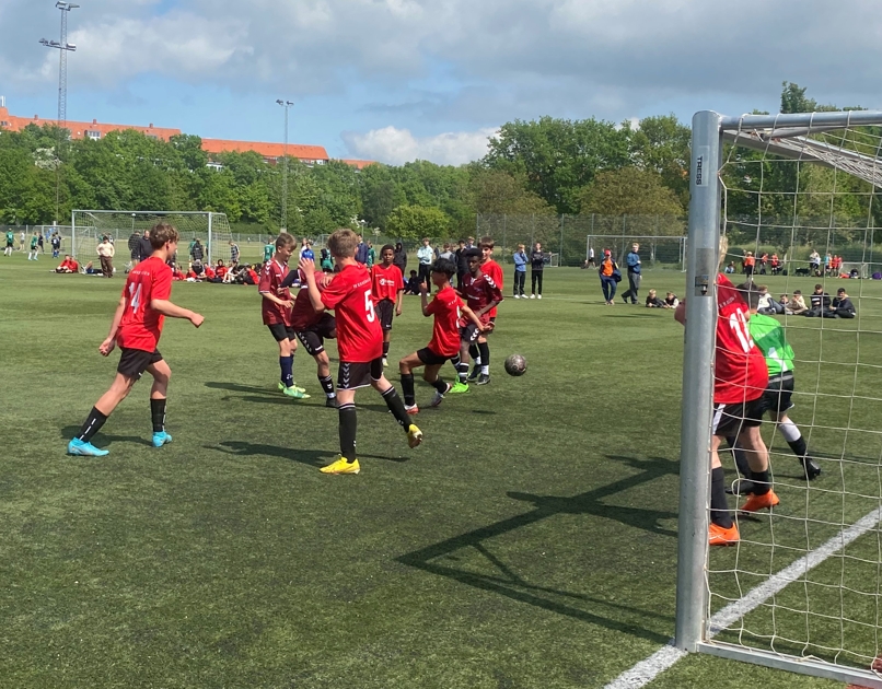 Drengene fra Herredsåsen leverede overraskelsen – er i semifinalen ... Drengene fra Herredsåsen leverede overraskelsen – er i semifinalen ...