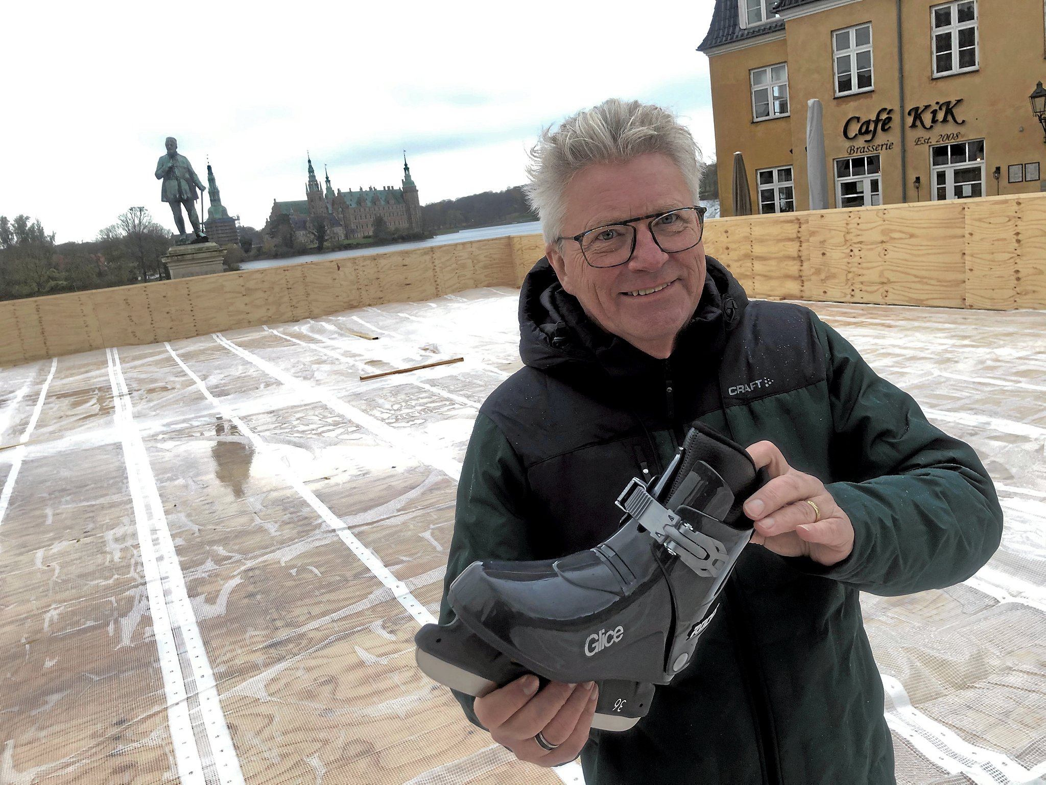 Formand er klar til at kaste håndklædet i ringen efter skøjtebane ...