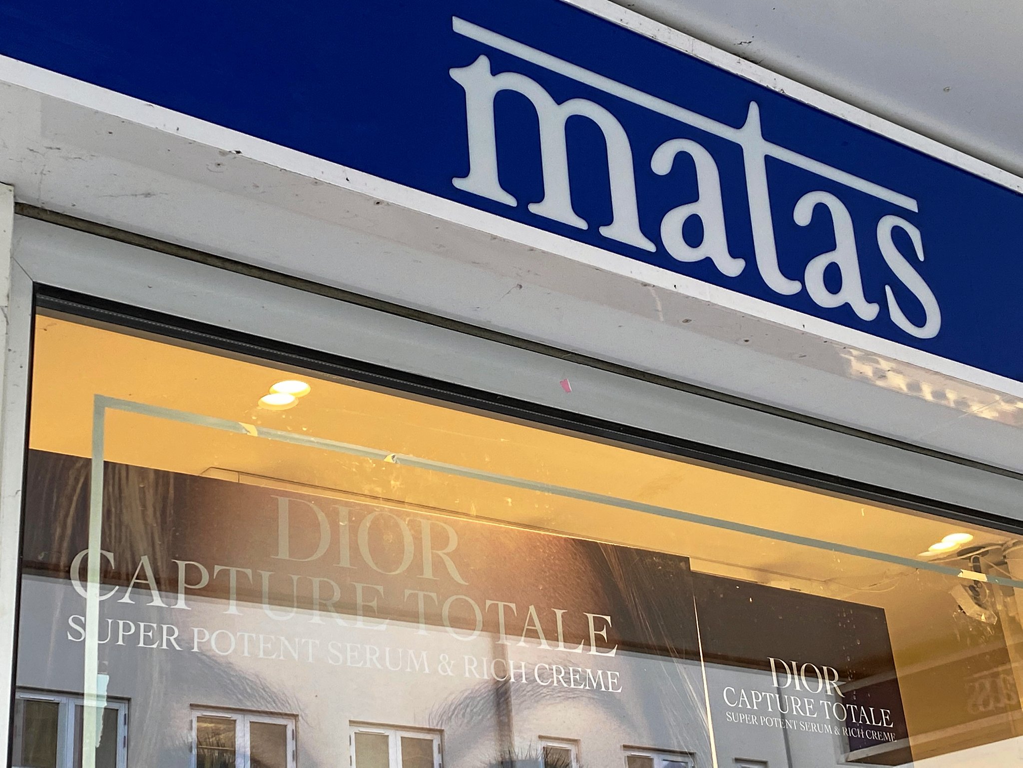 Matas lukker lager – medarbejdere rykker med – Sjællandske Nyheder