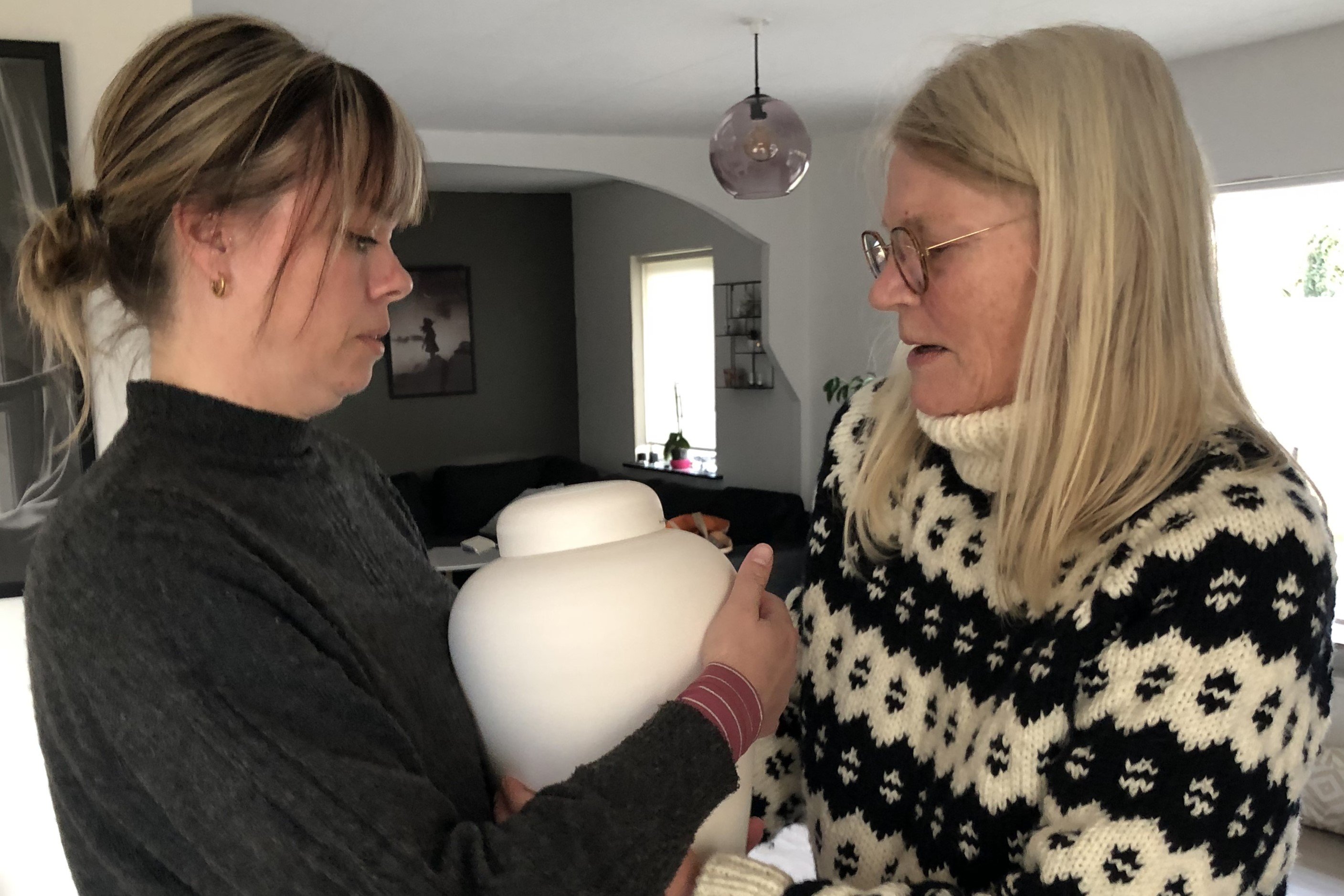 Afdøde Frederiks mor og mormor inviteret til Christiansborg – Sjællandske Nyheder