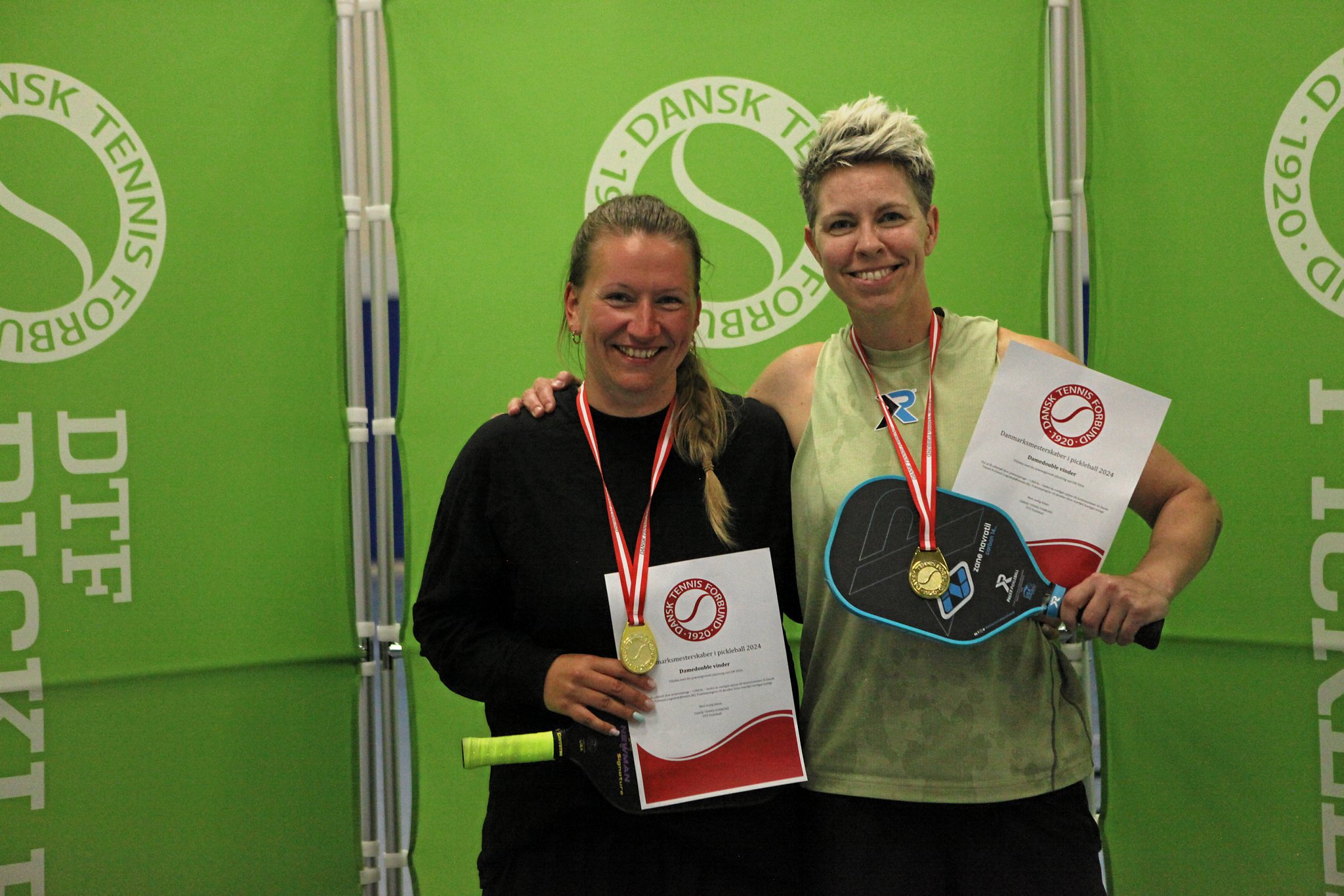 For tre år siden, havde hun aldrig prøvet det før – nu er hun dobbelt ...