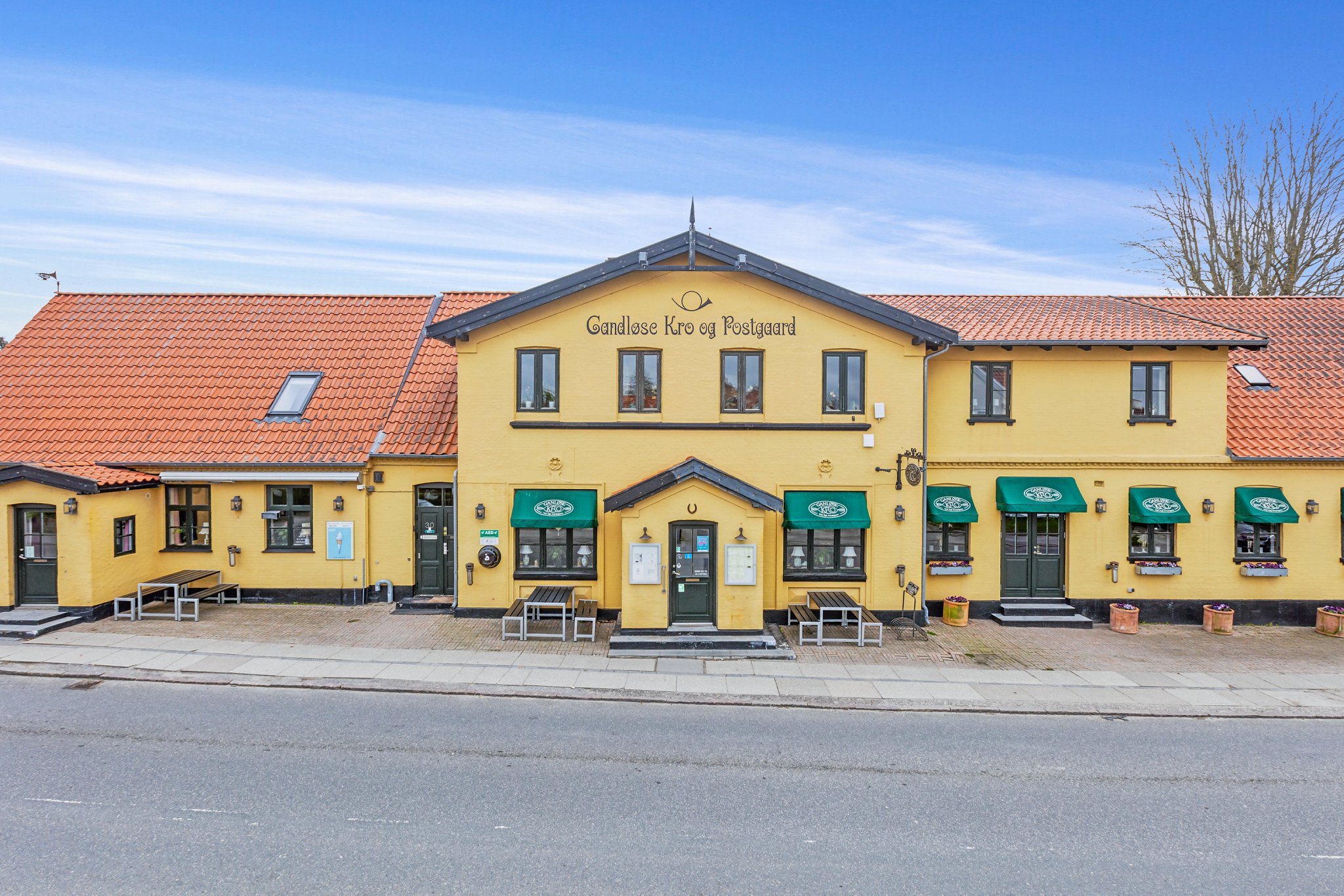 Berømt revy-kro sat til salg – Sjællandske Nyheder