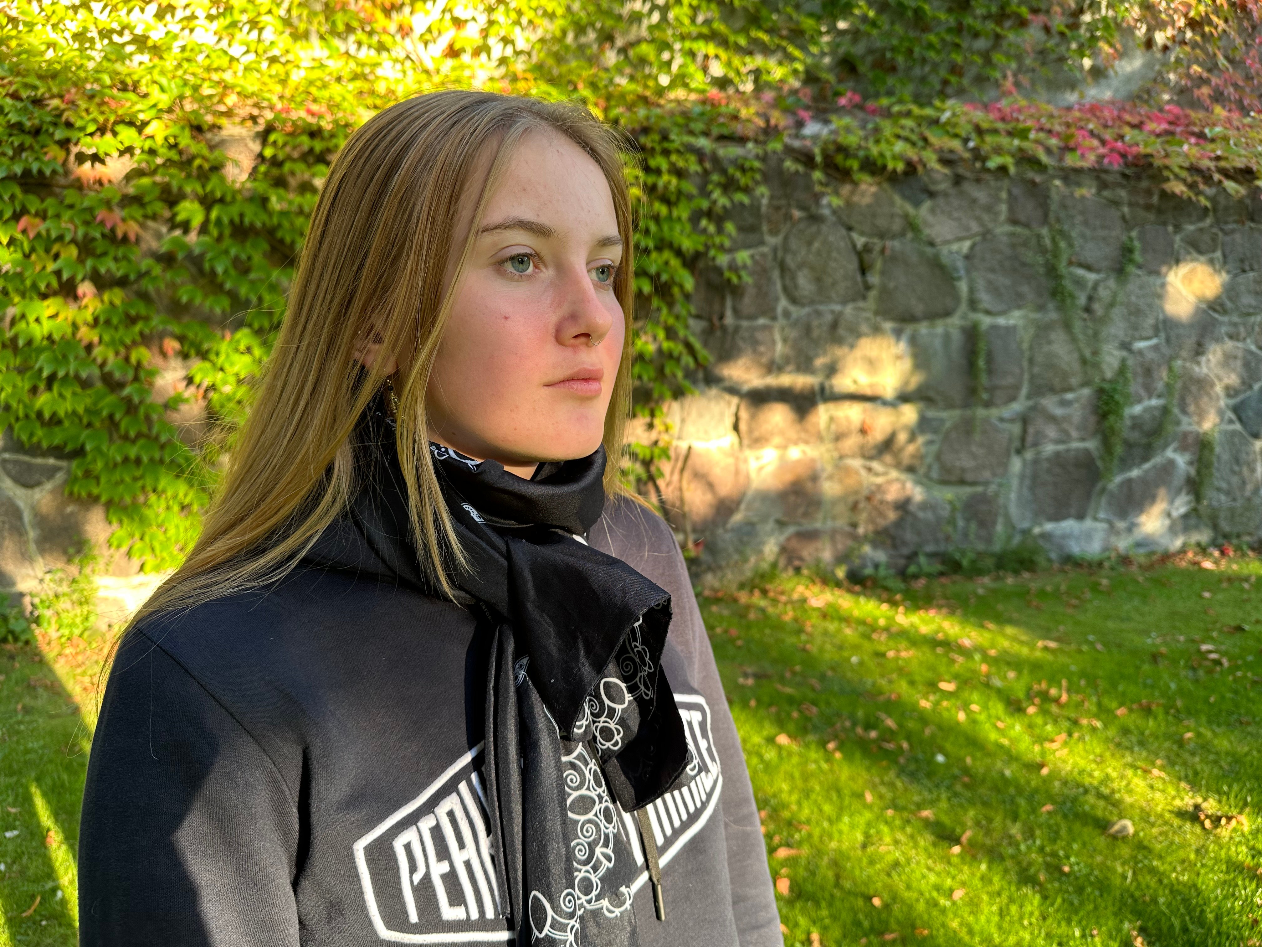 Erica bliver aldrig inviteret med til klassefest: – Det gør ondt at ...