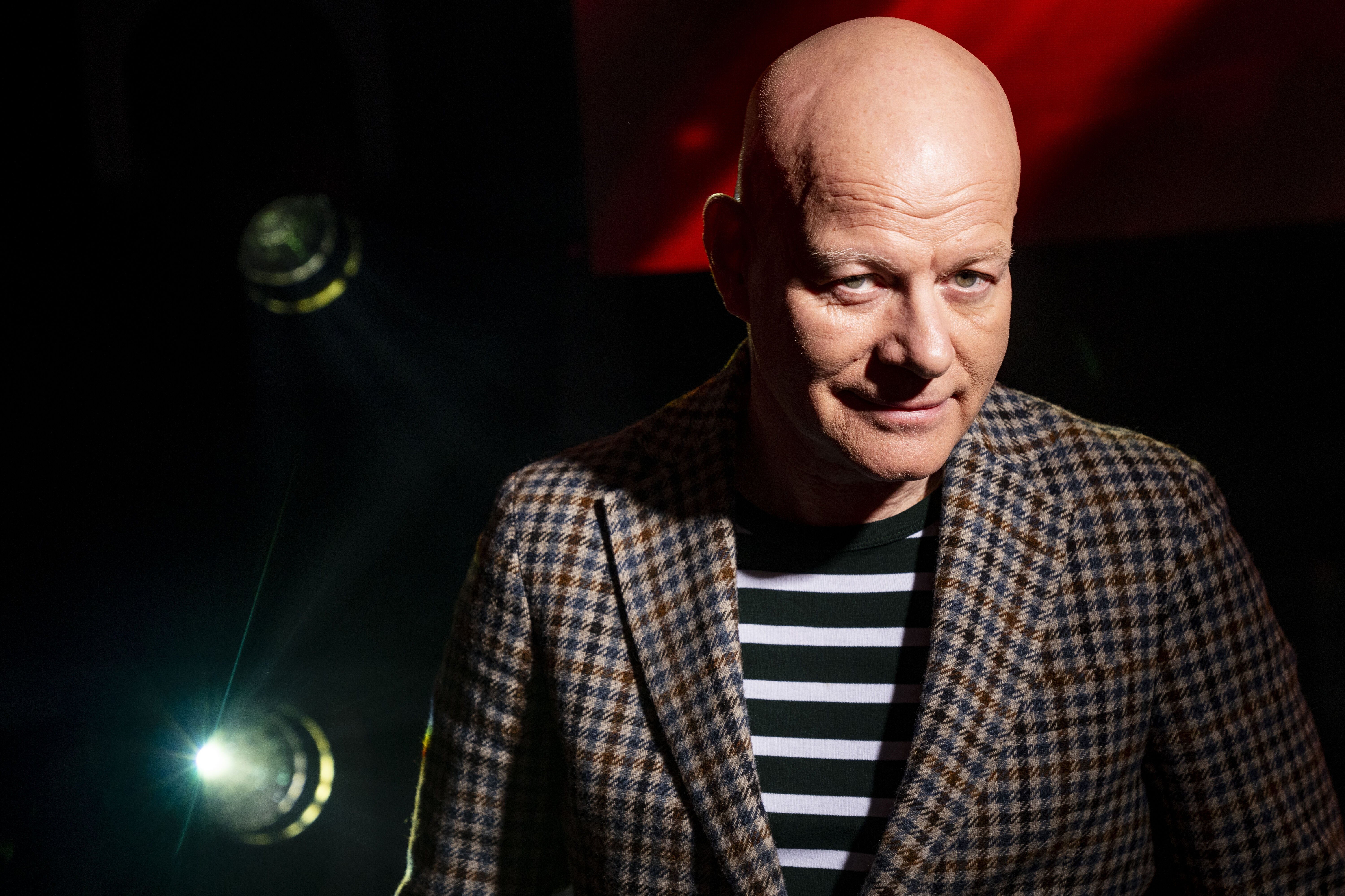 Blachman får sig selv til at grine: Det er jo superpinligt ...