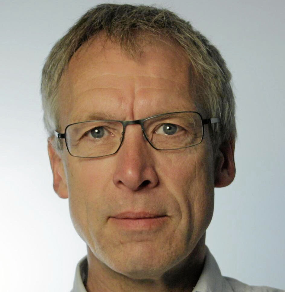 Biolog opfordrer til at tage sagen i egen hånd – sådan hjælper du søerne på din egen græsplæne ...