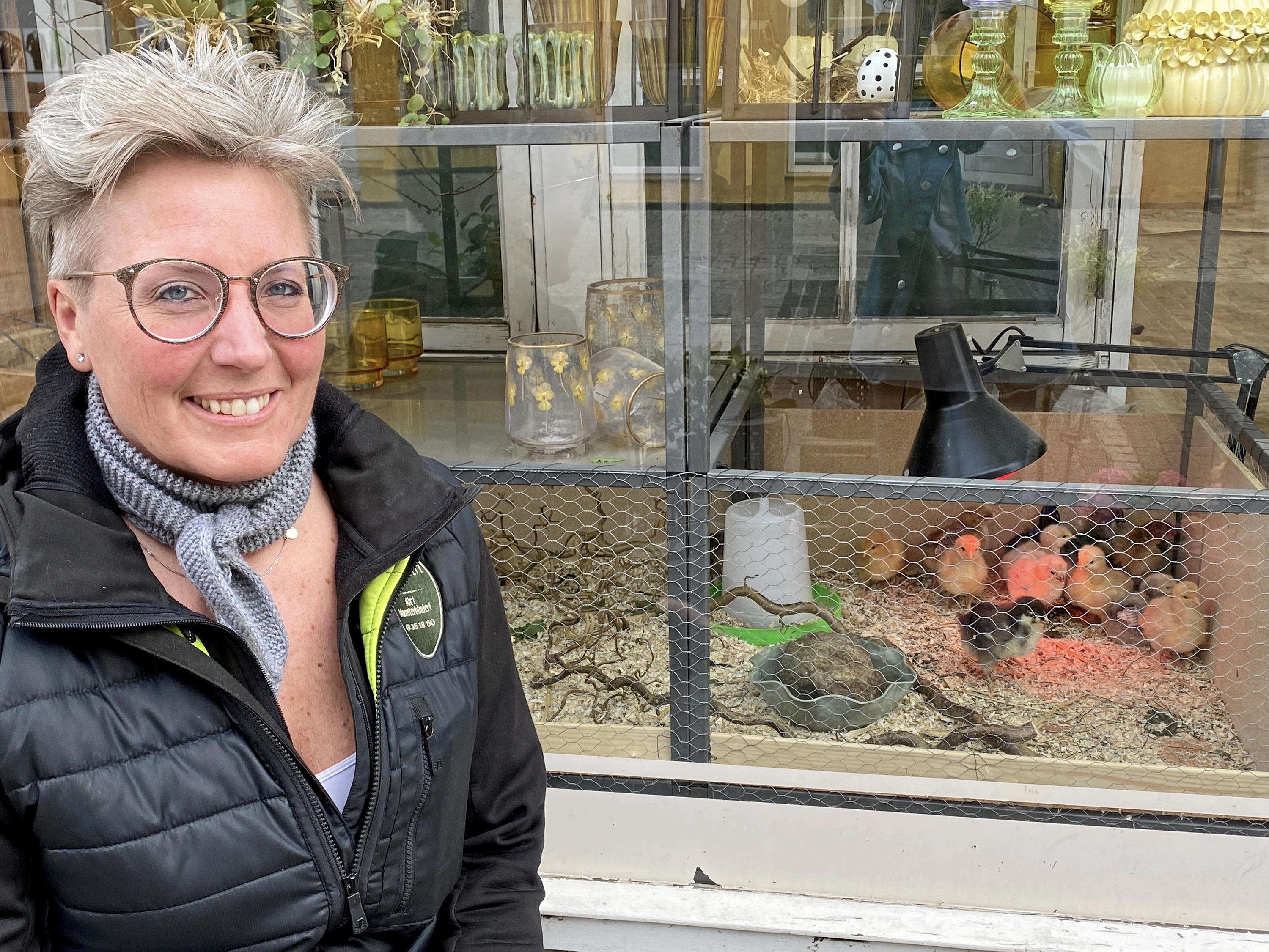 Butiksejer risikerer fængsel, fordi hun ville skabe påskestemning med ...