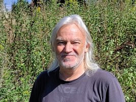 70-års tegnerier udstilles i Vognporten – Sjællandske Nyheder