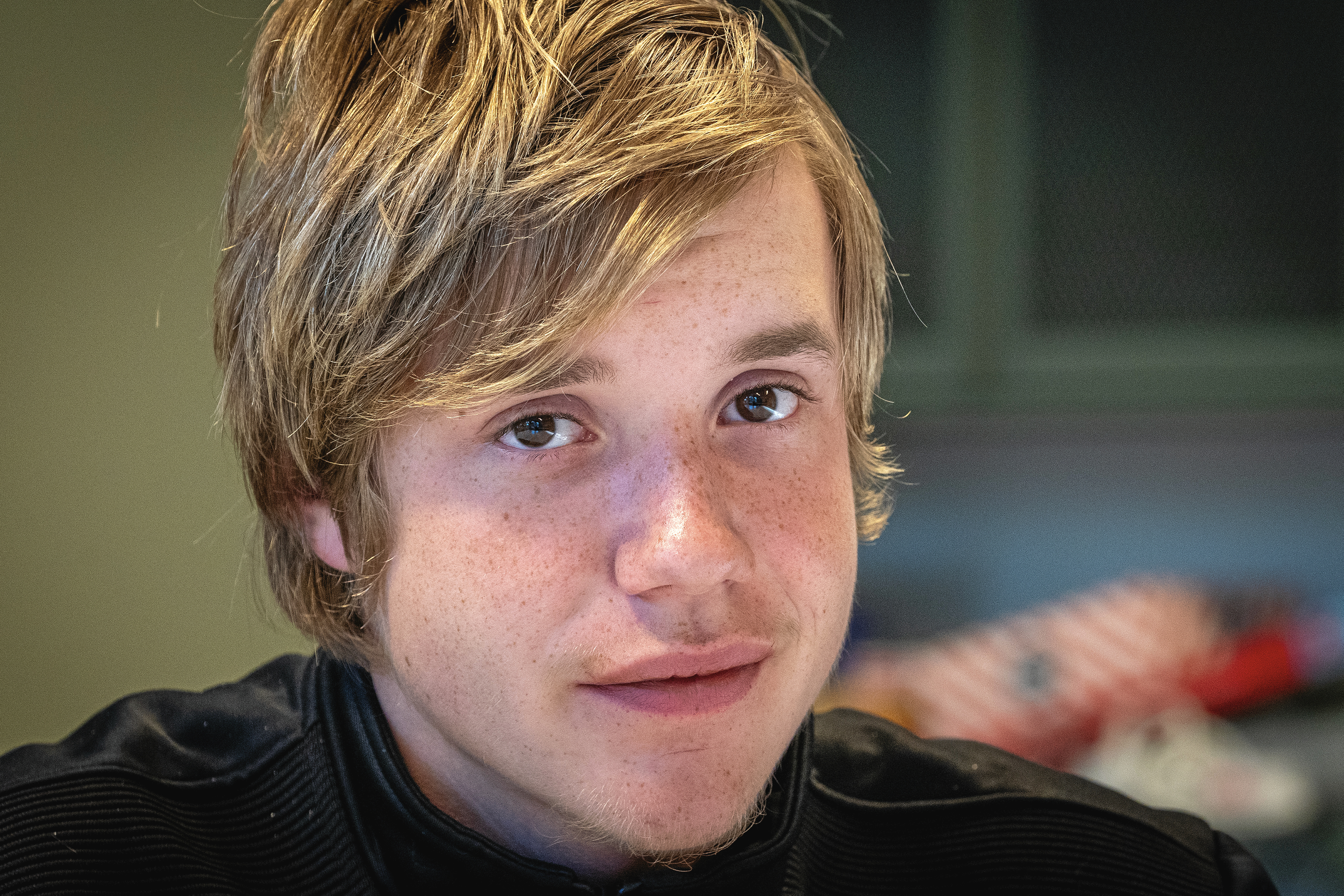 Nicolai bærer på tunge barndomsminder – nu kæmper han for ikke at blive ...