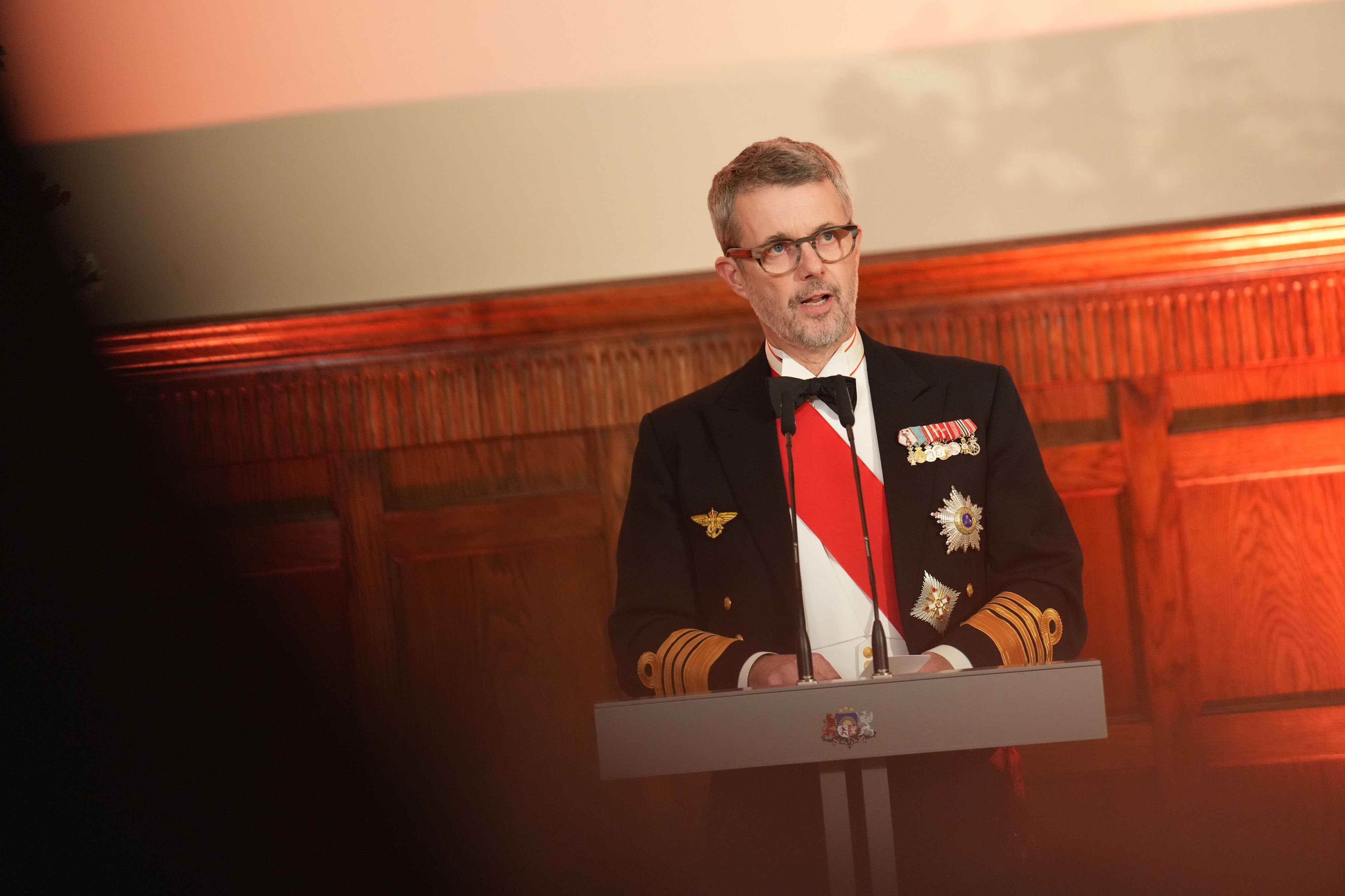 Besøg i Letland som ung lærte kong Frederik om frihed – Sjællandske Nyheder