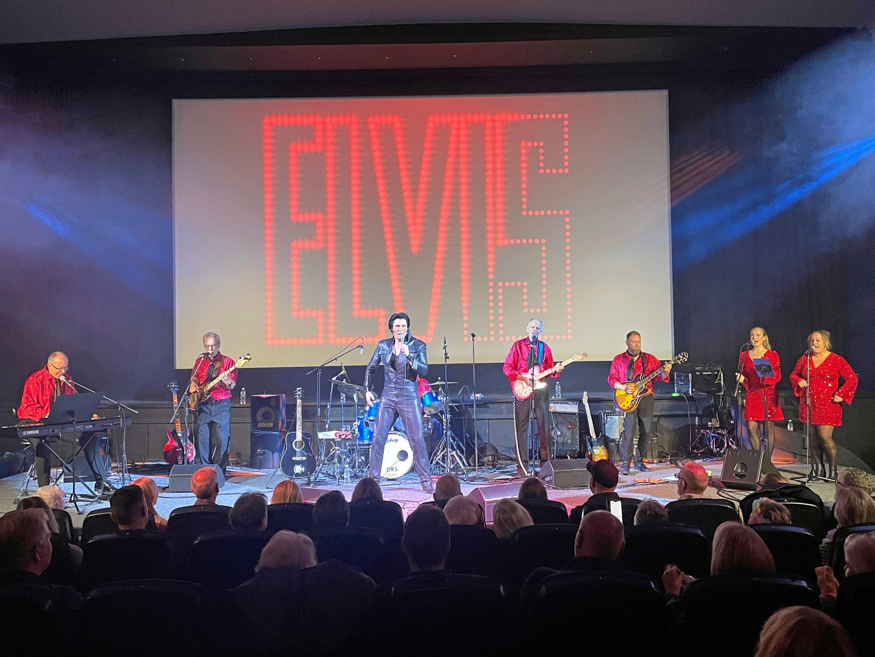 Elvis on my Mind trak publikum til Glostrup Kulturhus – Sjællandske Nyheder