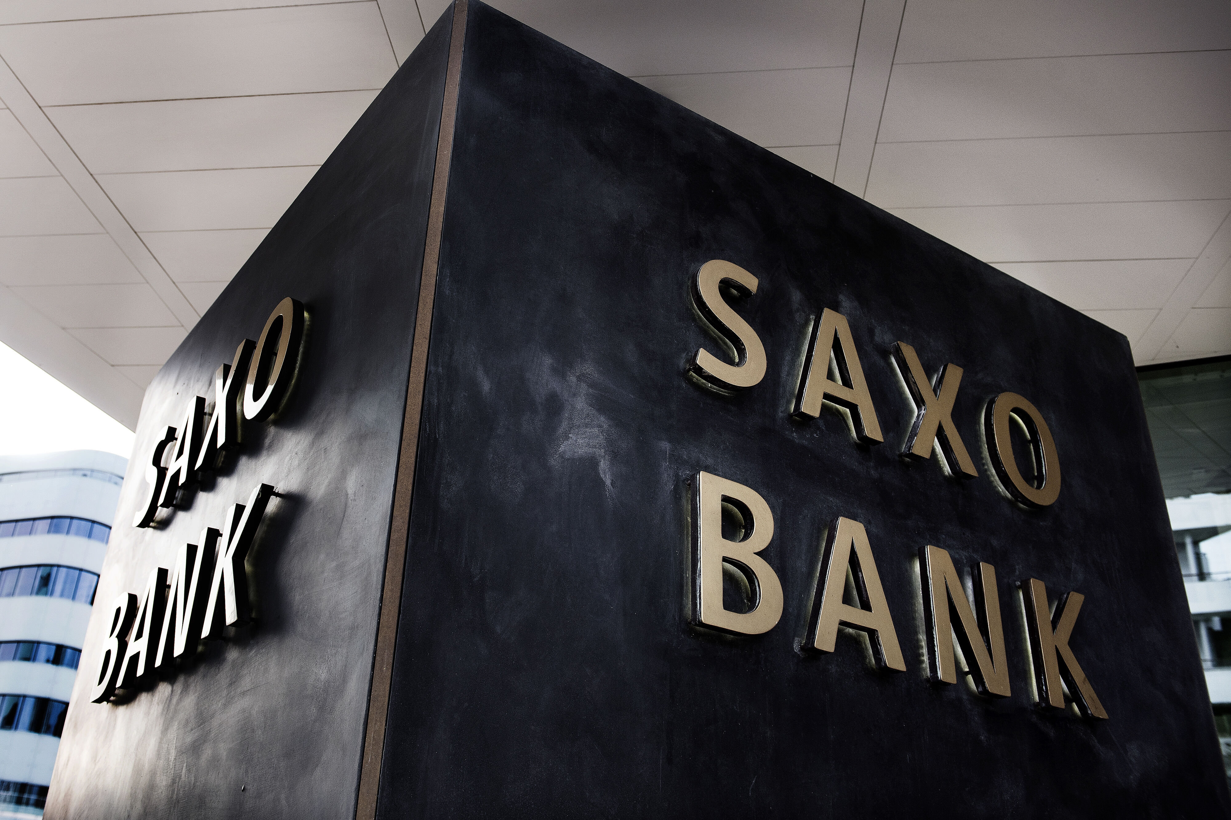 Saxo Bank betaler 313 millioner for brud på hvidvaskregler ...